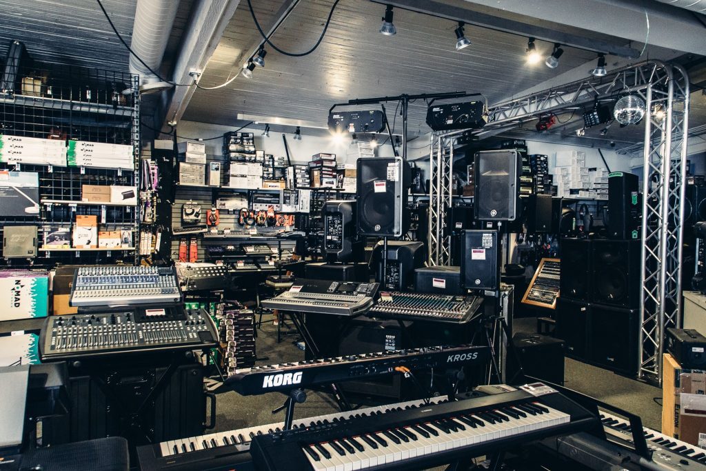 About Us - American Music